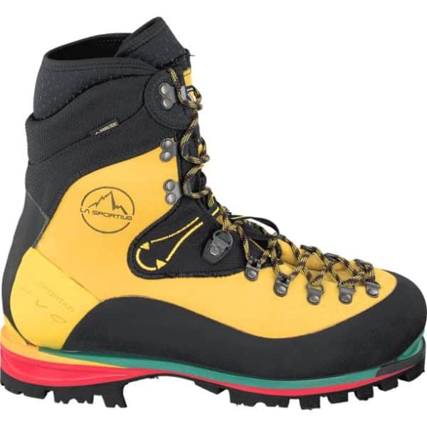 How to Choose High Altitude Boots - The Bucket List Company